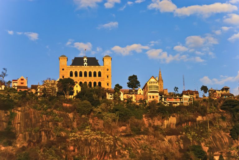 Antananarivo, Madagascar Capital : the city of the Thousand – Voyage ...